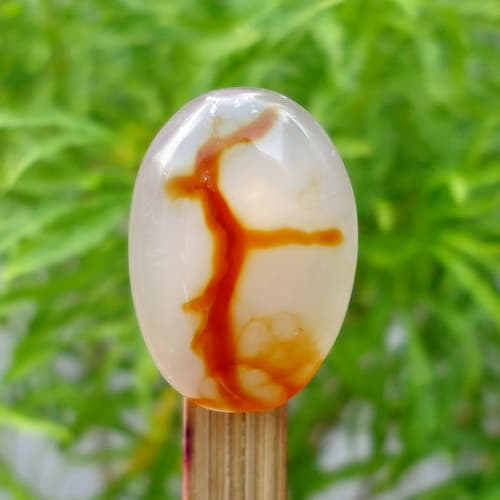 Mustika Kilat Merah Unik - Pusaka Dunia