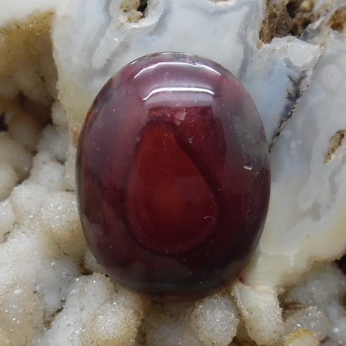 Mustika Labu Merah - Pusaka Dunia