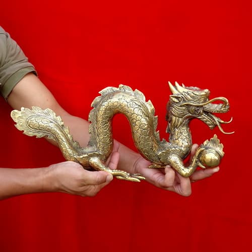 Patung Naga Raksasa Terbesar - Pusaka Dunia