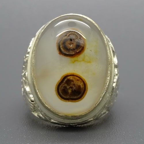 Mustika Sesepuh Raja Judi - Pusaka Dunia