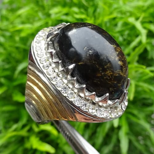 Cincin Mustika Macan Kumbang Emas - Pusaka Dunia