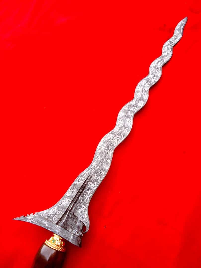 Keris Kyai Sengkelat Pamor Lar Gangsir - Pusaka Dunia