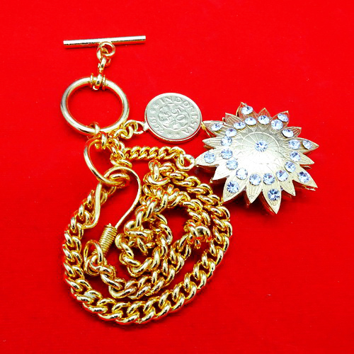 Bros Rantai Matahari Kerajaan - Pusaka Dunia