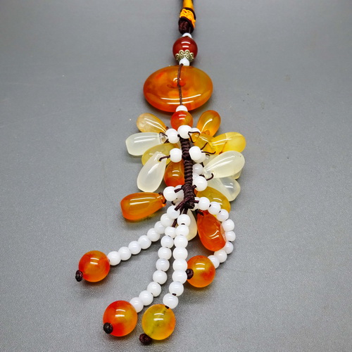 Azimat Dalam Berkendara - Pusaka Dunia