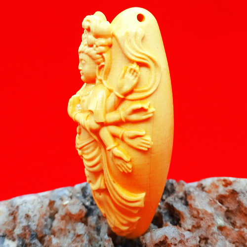 Azimat Pelindung Ukir Dewi Betari Durga - Pusaka Dunia