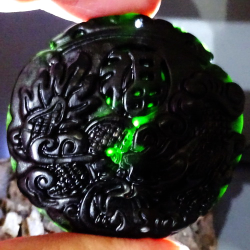 Mustika Giok Hitam Ukir Naga Tapa - Pusaka Dunia