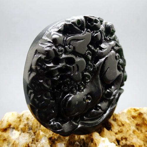 Mustika Giok Hitam Ukir Singa Barong - Pusaka Dunia