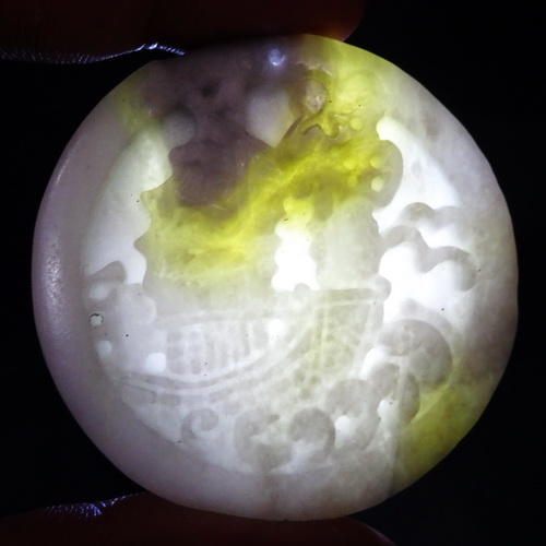 Mustika Giok Ukir Kapal Perang Unik - Pusaka Dunia