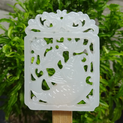 Batu Giok Putih Raja Pancing - Pusaka Dunia