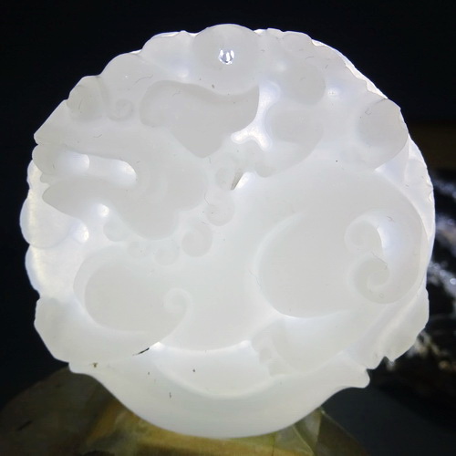 Liontin Giok Putih Ukir Naga Liong - Pusaka Dunia