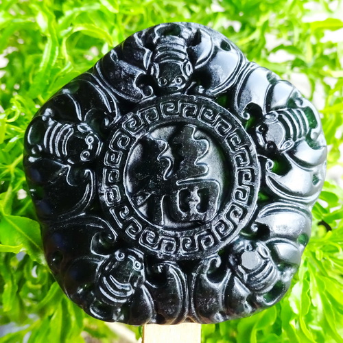 Liontin Giok Lebah Aksara China - Pusaka Dunia