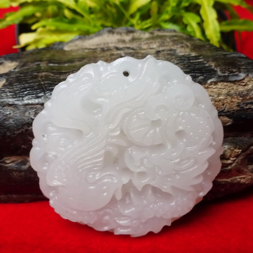 Liontin Giok Putih Ukir Burung dan Naga - Pusaka Dunia