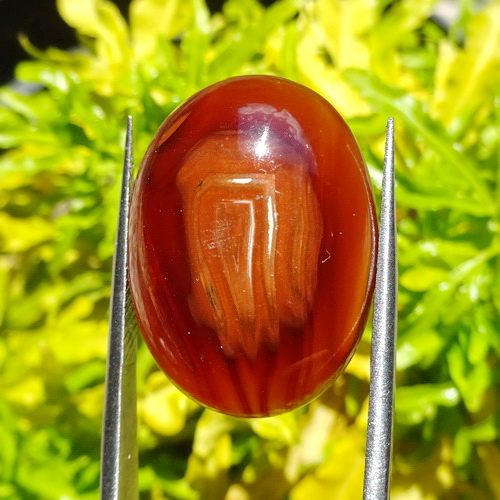 Mustika Putri Kinurung Aura Api - Pusaka Dunia