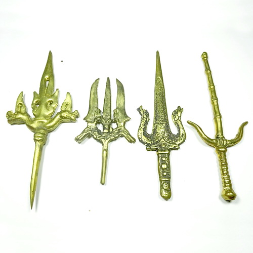 Pusaka Tombak Trisula Ampuh - Pusaka Dunia