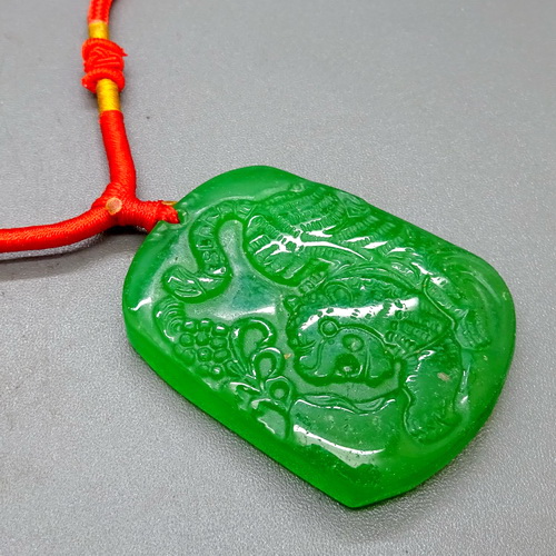 Liontin Mustika Giok Ukir Macan - Pusaka Dunia