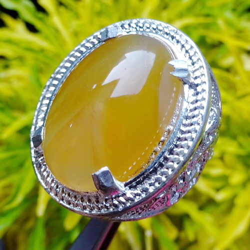 Cincin Batu Mustika Junjung Derajat Pejabat - Pusaka Dunia