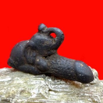 Azimat Birahi Gajah Ireng Sarutomo - Pusaka Dunia