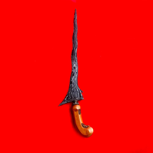 Keris Pusaka Carang Soka Junjung Derajat, Ganggeng Kanyut Dan Tejo Kinurung