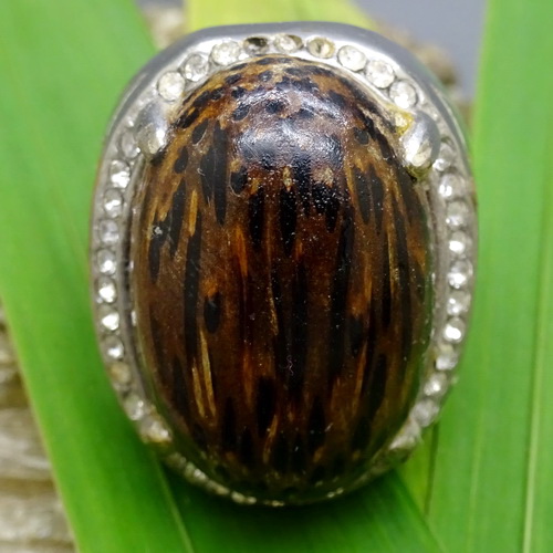 Cincin Mustika Kayu Liwung Bertuah - Pusaka Dunia