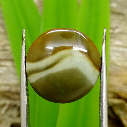 Batu Mustika Tarikan Gunung Purba - Pusaka Dunia